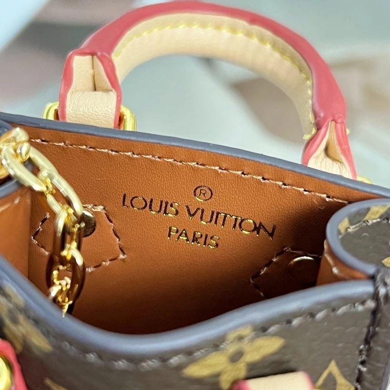 Low-cost Louis Vuitton Ornaments