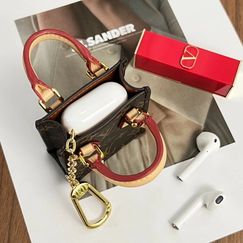 Low-cost Louis Vuitton Ornaments