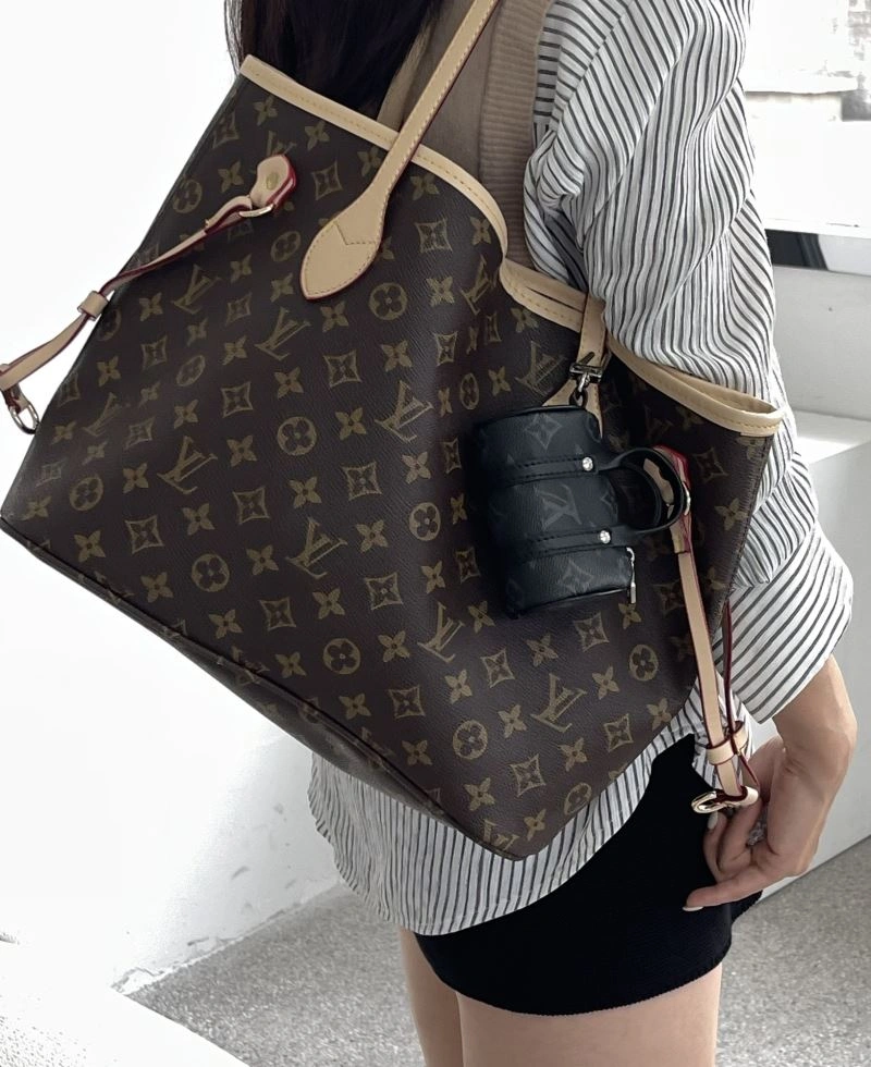 Inexpensive Louis Vuitton Ornaments