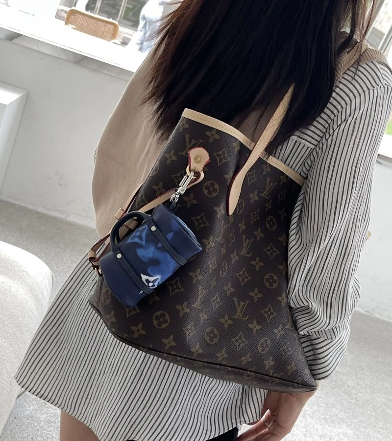 Perfect replica Louis Vuitton Ornaments