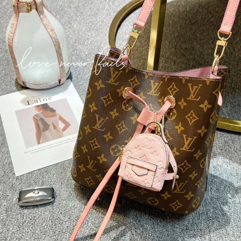 Accurate model Louis Vuitton Ornaments