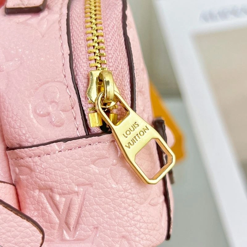 Accurate model Louis Vuitton Ornaments
