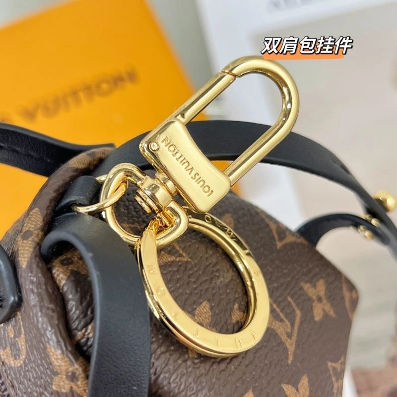 Low-cost Louis Vuitton Ornaments