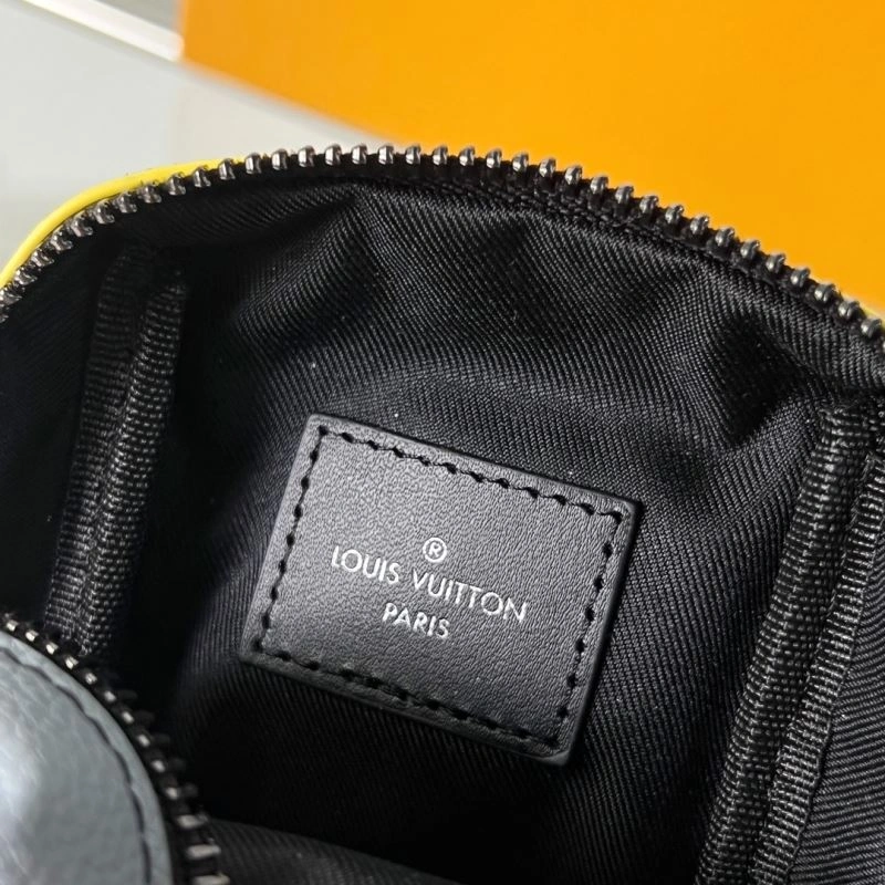 Top mirror Louis Vuitton Ornaments