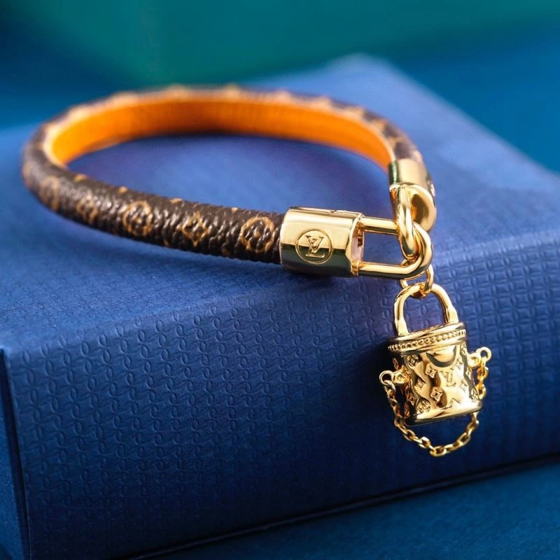 Cut-rate Louis Vuitton Ornaments