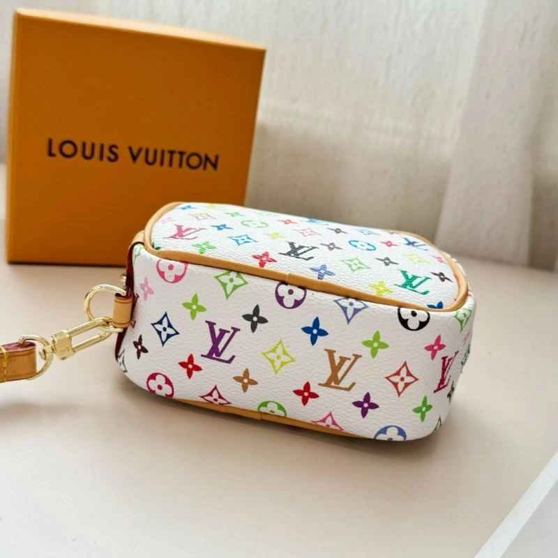 Brand-authenticated Louis Vuitton Ornaments