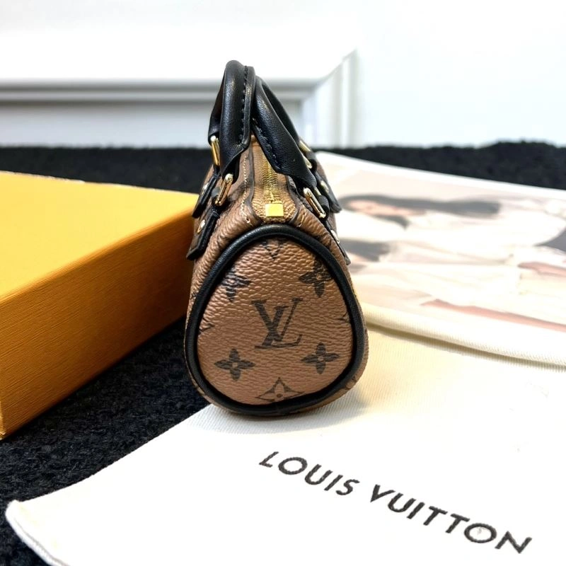 Bargain Louis Vuitton Ornaments