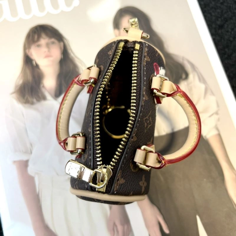 Cut-rate Louis Vuitton Ornaments