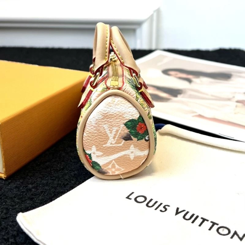 Low-cost Louis Vuitton Ornaments