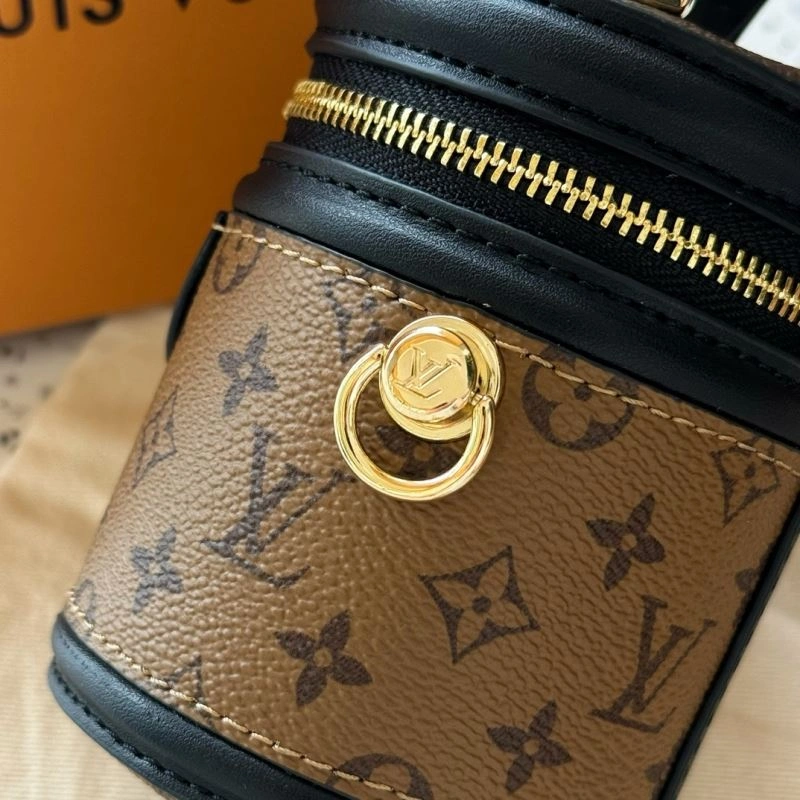 Precise copy Louis Vuitton Ornaments