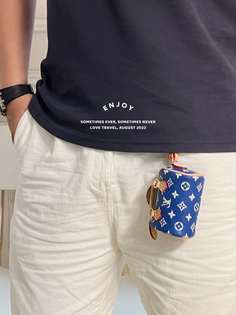 Bargain Louis Vuitton Ornaments