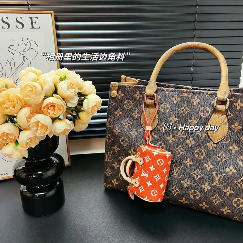 Low-cost Louis Vuitton Ornaments