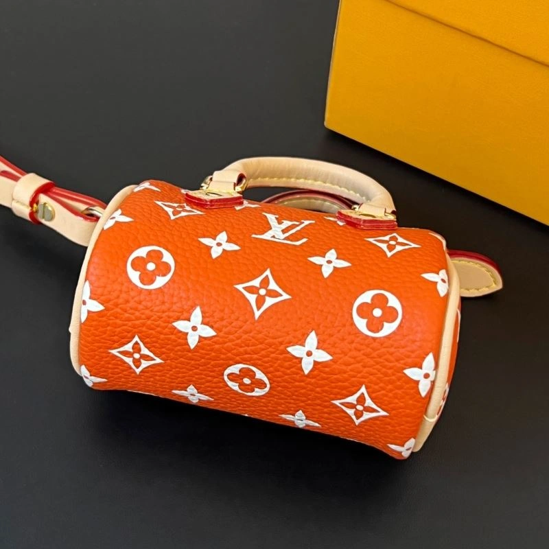 Low-cost Louis Vuitton Ornaments