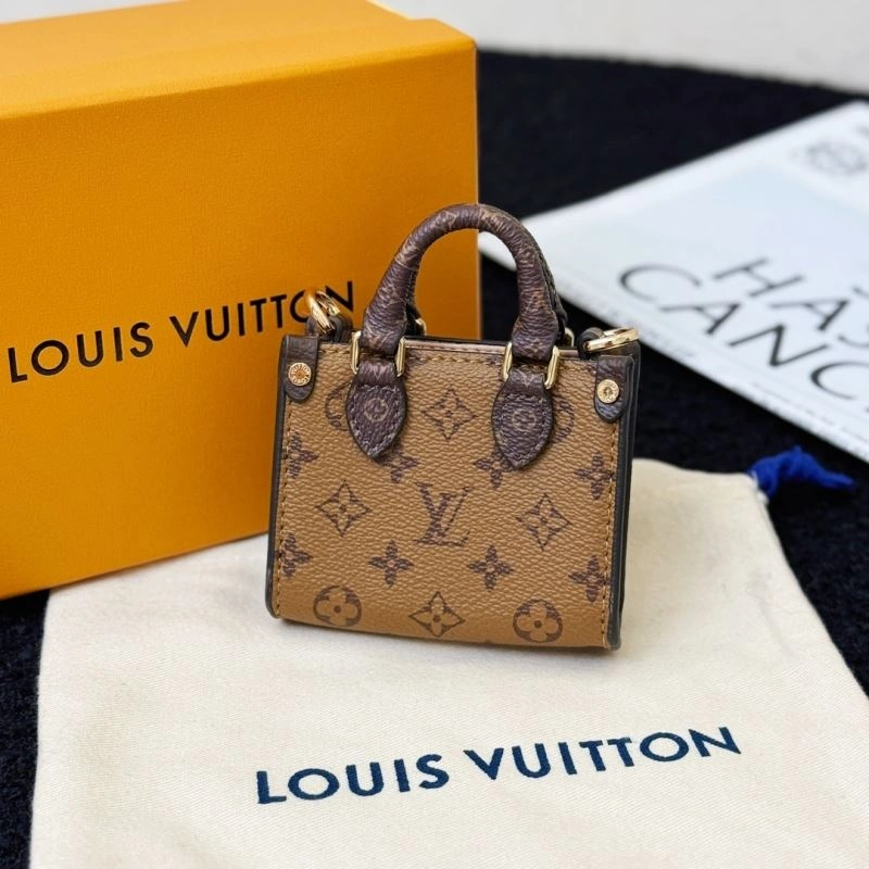 Bargain Louis Vuitton Ornaments