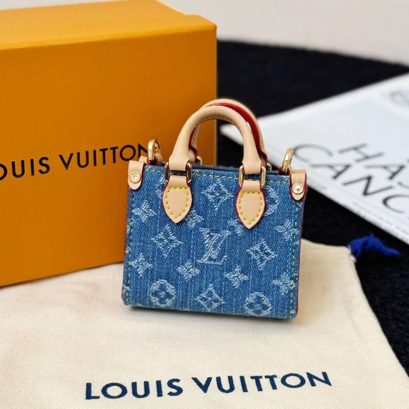Bargain Louis Vuitton Ornaments
