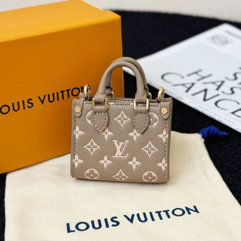 Bargain Louis Vuitton Ornaments