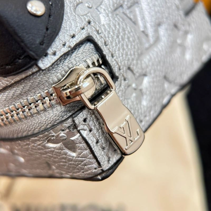 Low-cost Louis Vuitton Ornaments