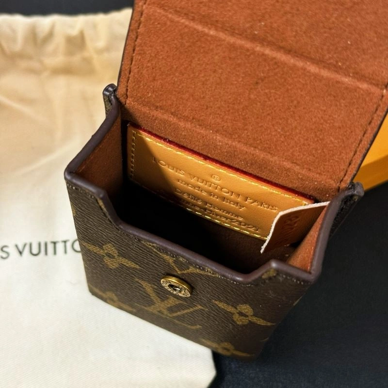 Inexpensive Louis Vuitton Ornaments
