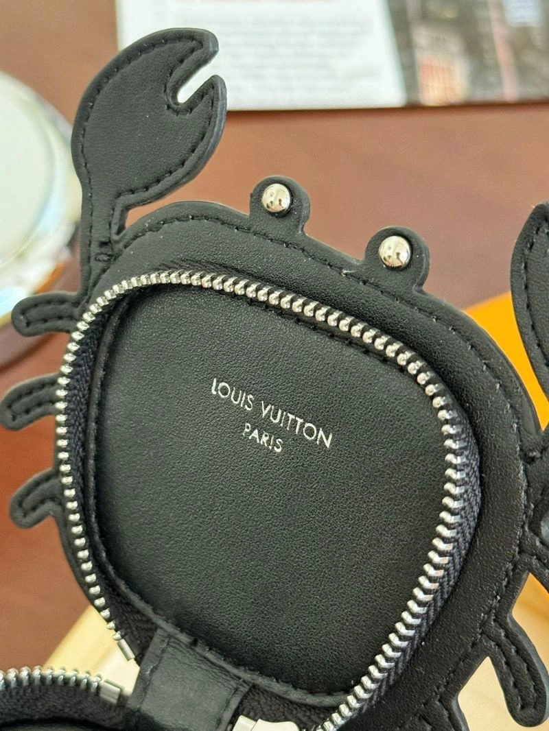 Low-cost Louis Vuitton Ornaments