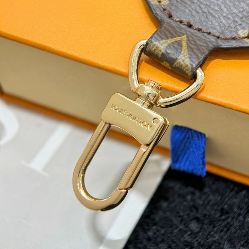 Low-cost Louis Vuitton Ornaments