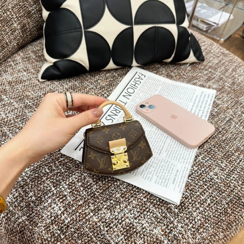 Top mirror Louis Vuitton Ornaments