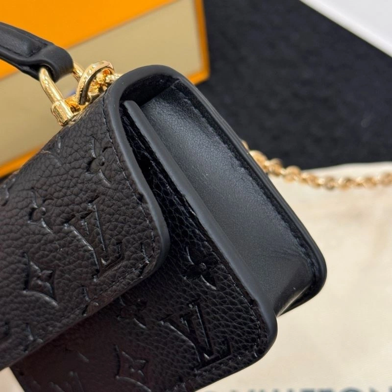 Top match Louis Vuitton Ornaments