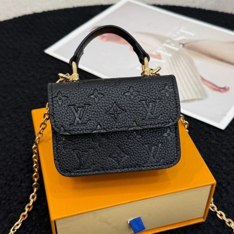 Top match Louis Vuitton Ornaments