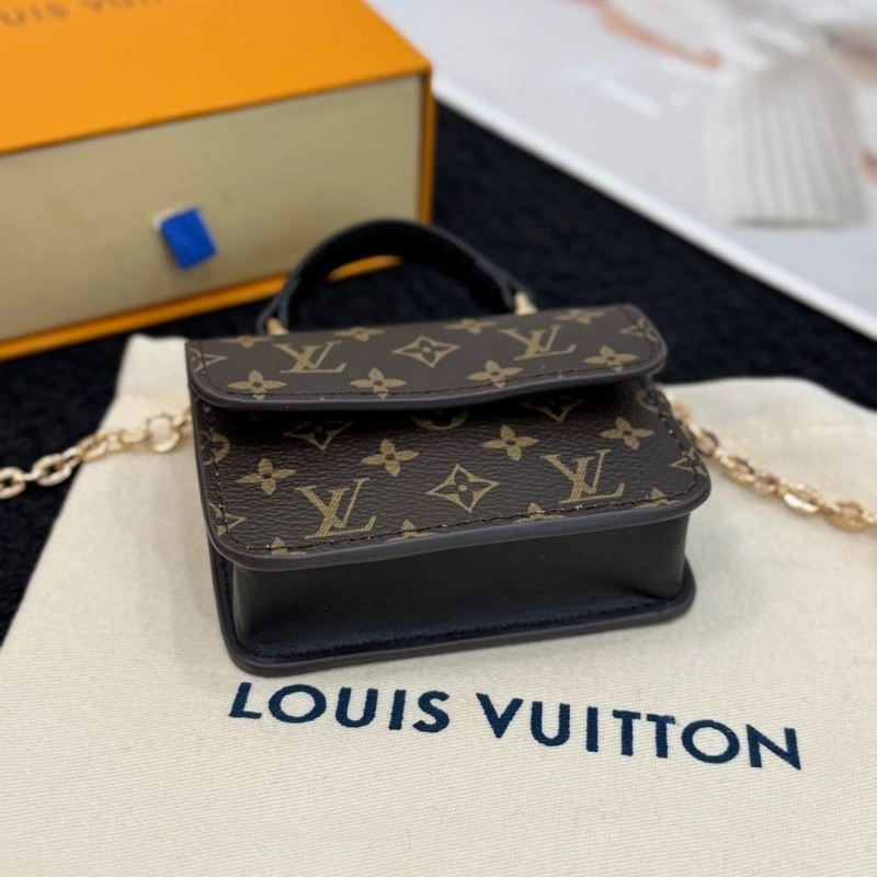 Discounted Louis Vuitton Ornaments