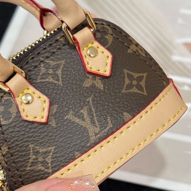 Precise copy Louis Vuitton Ornaments