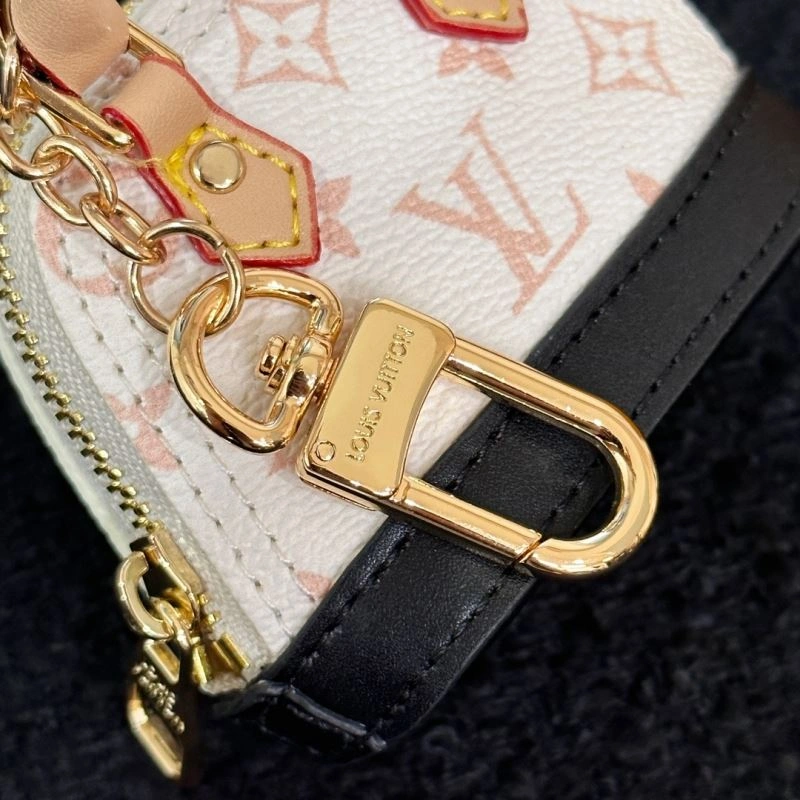 High accuracy Louis Vuitton Ornaments