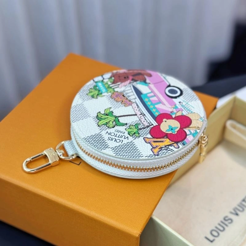 Bargain Louis Vuitton Ornaments