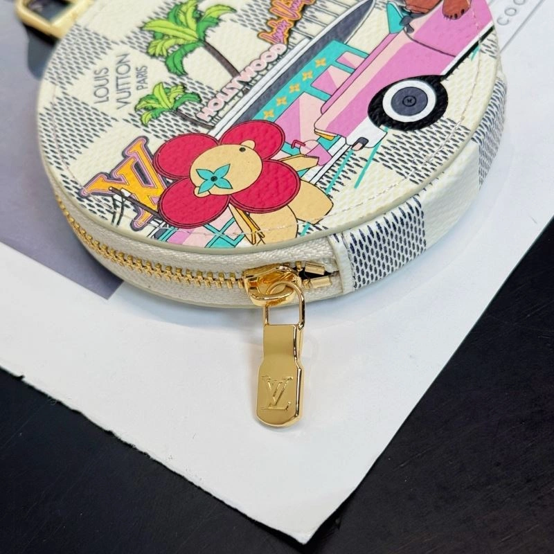 Bargain Louis Vuitton Ornaments