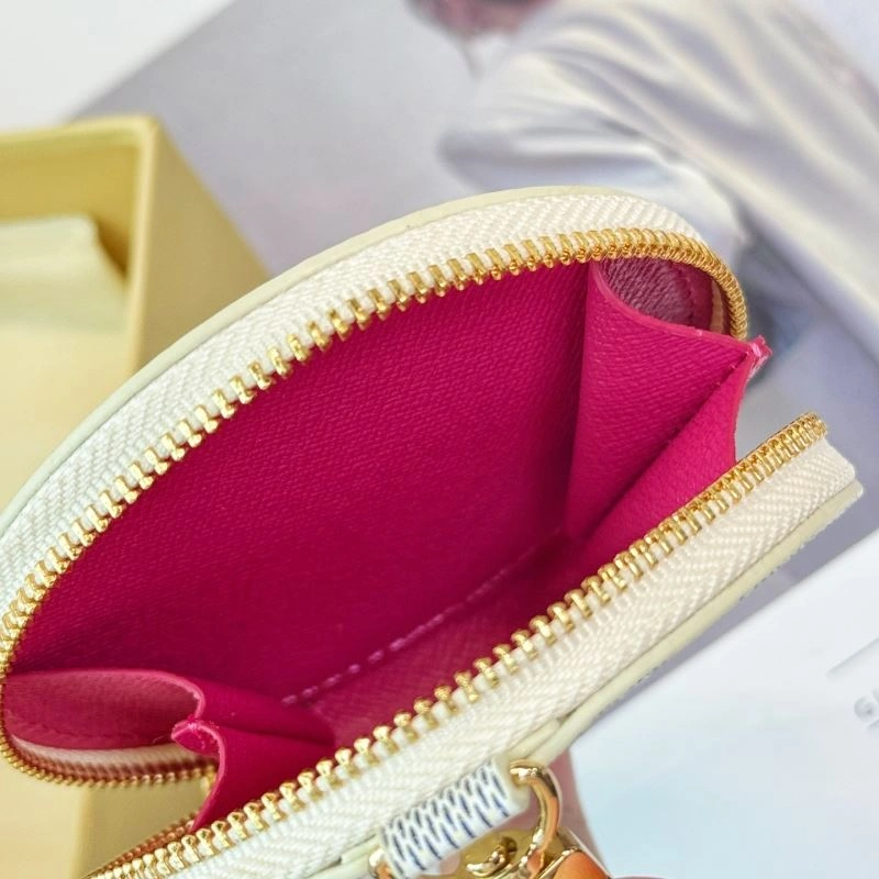 Bargain Louis Vuitton Ornaments