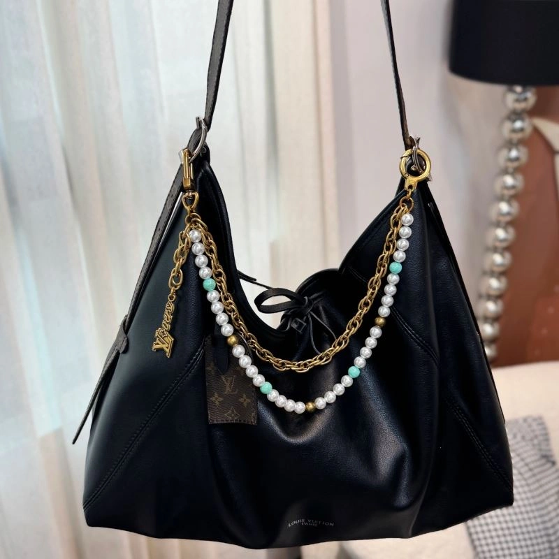 Top match Louis Vuitton Ornaments