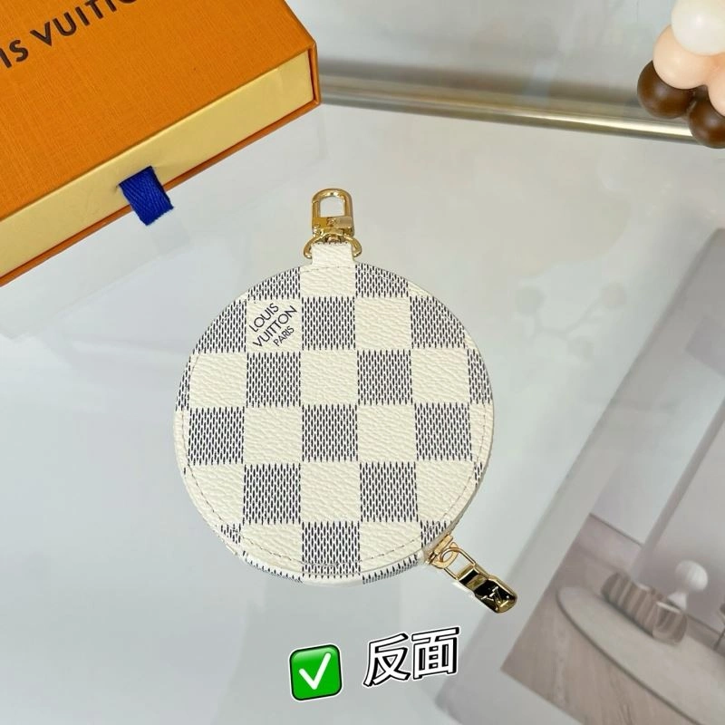 Low-cost Louis Vuitton Ornaments