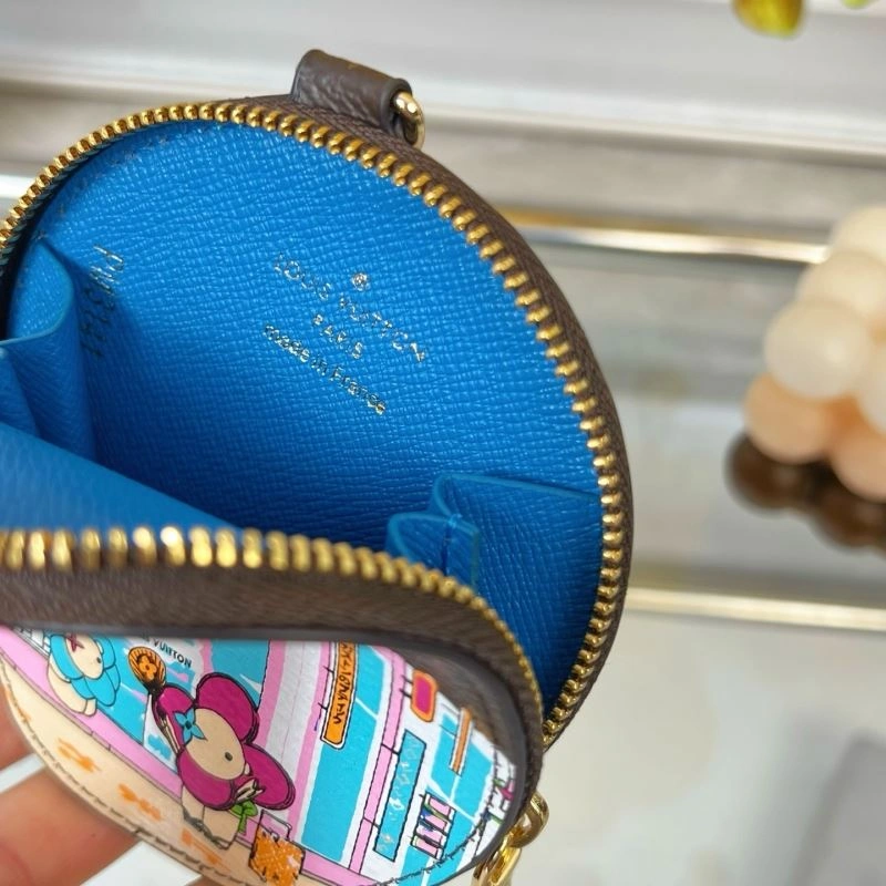 Top match Louis Vuitton Ornaments