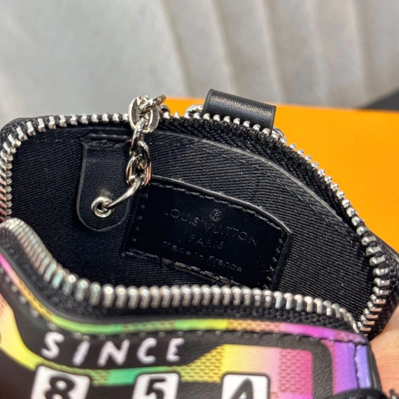 Top mirror Louis Vuitton Ornaments
