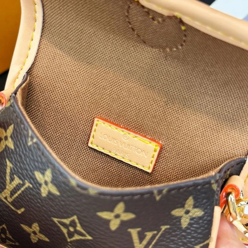 Mirror quality Louis Vuitton Ornaments