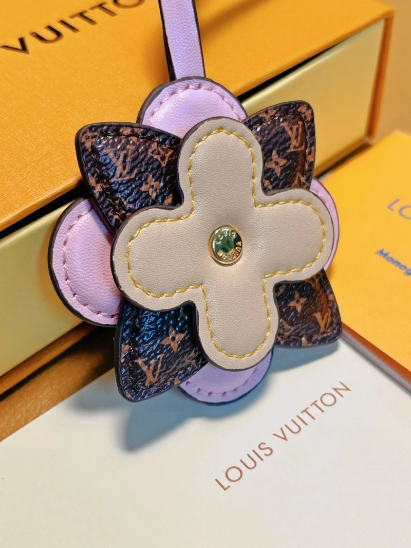 Top mirror Louis Vuitton Ornaments