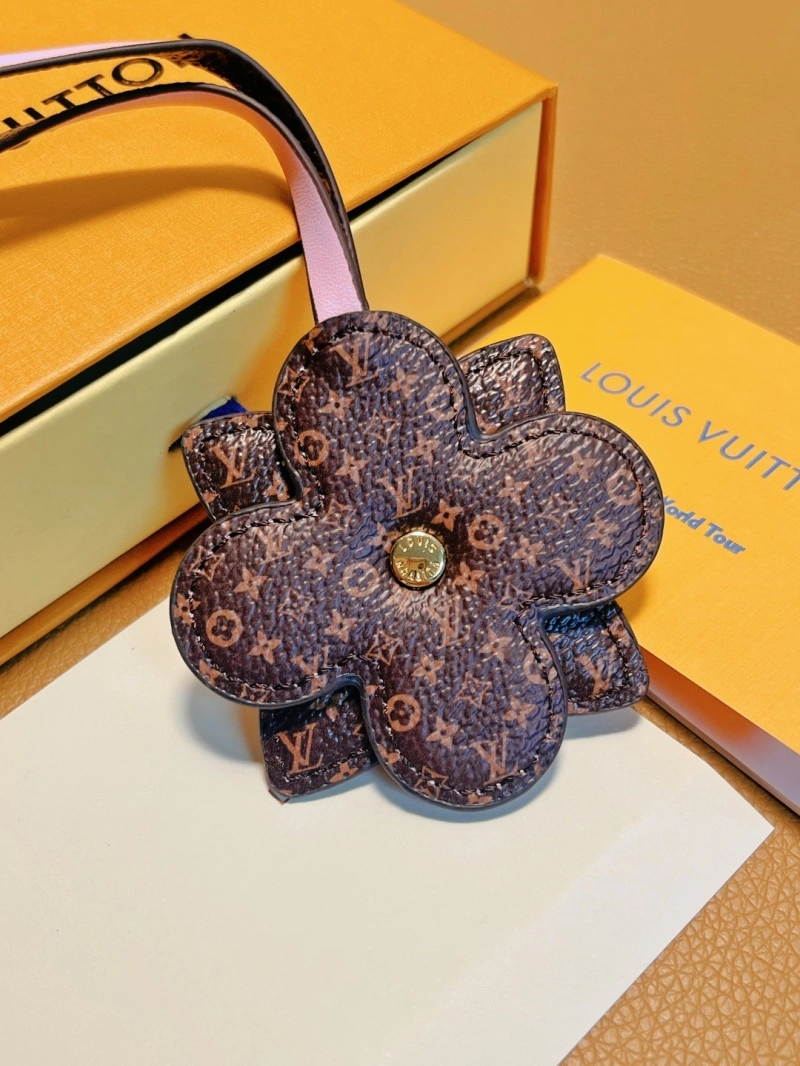 Top mirror Louis Vuitton Ornaments