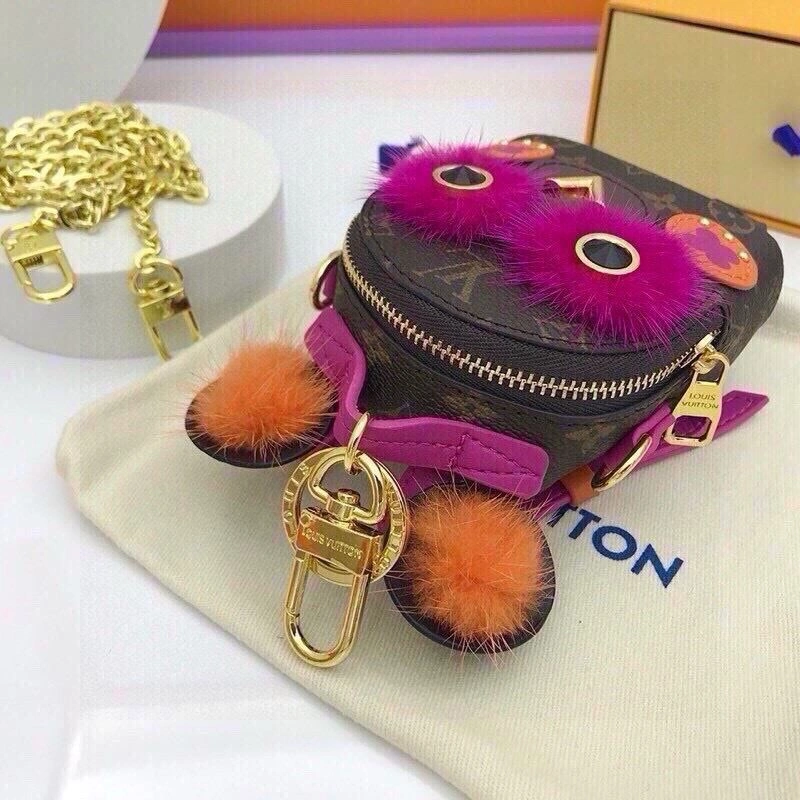Indistinguishable Louis Vuitton Ornaments