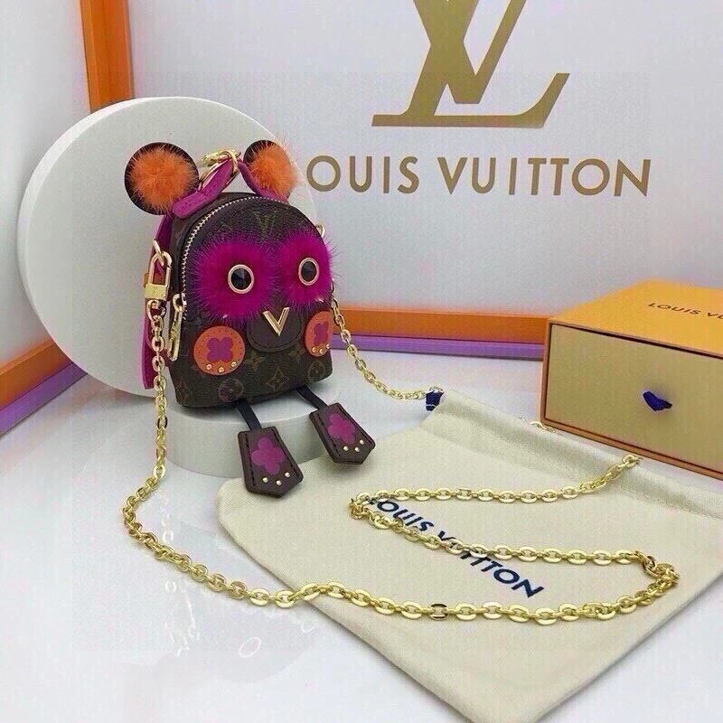 Indistinguishable Louis Vuitton Ornaments