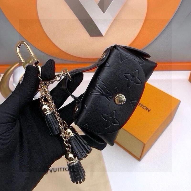 Value-priced Louis Vuitton Ornaments