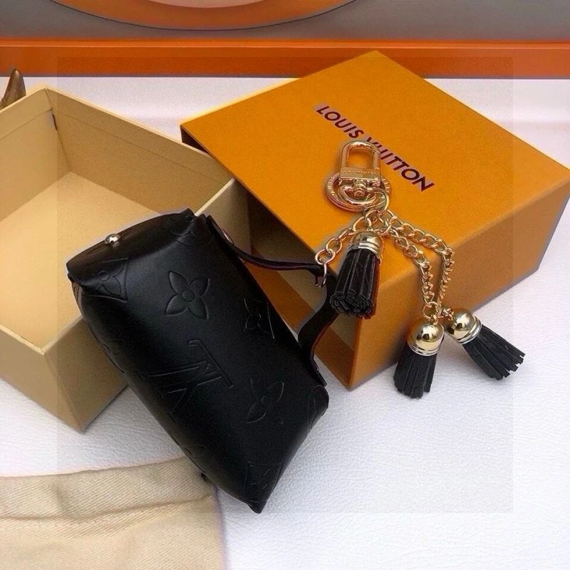 Value-priced Louis Vuitton Ornaments