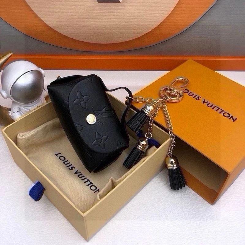 Value-priced Louis Vuitton Ornaments