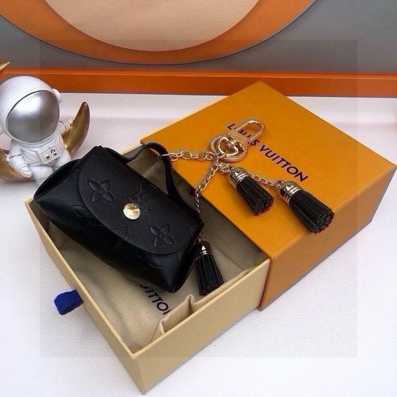 Value-priced Louis Vuitton Ornaments