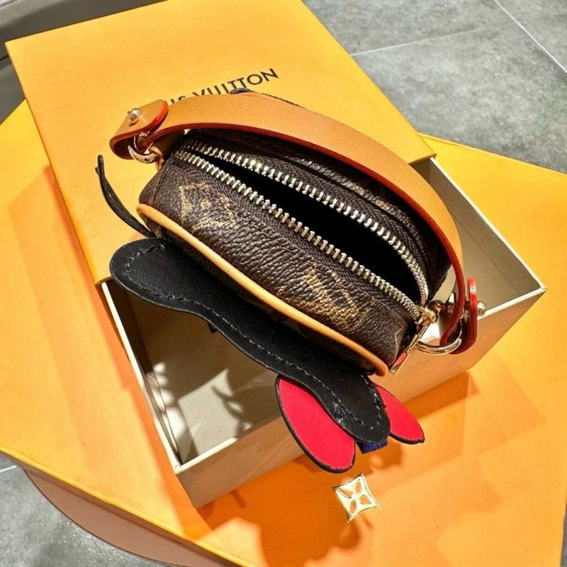 Top mirror Louis Vuitton Ornaments