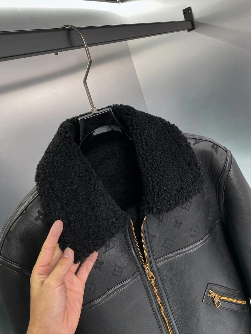 Real Louis Vuitton Outwear