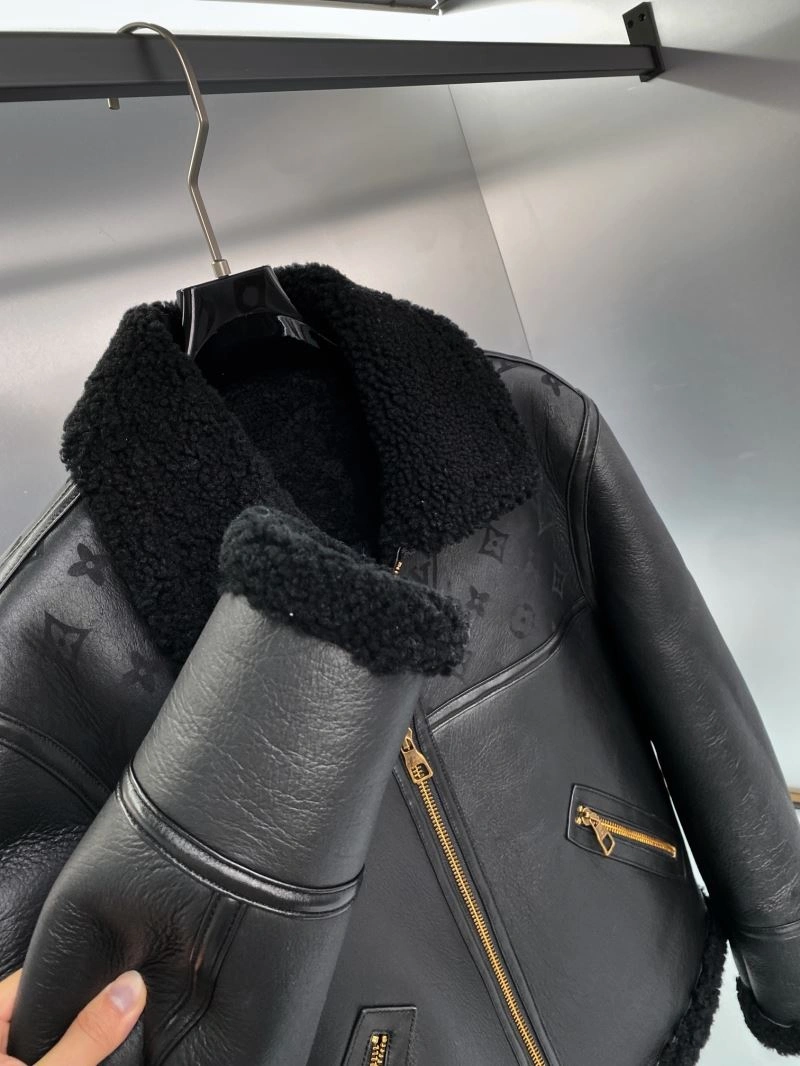 Real Louis Vuitton Outwear