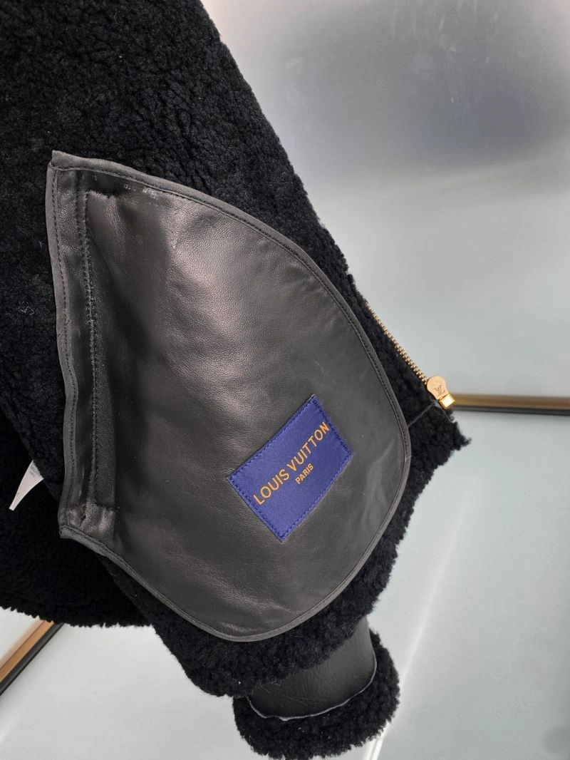 Real Louis Vuitton Outwear